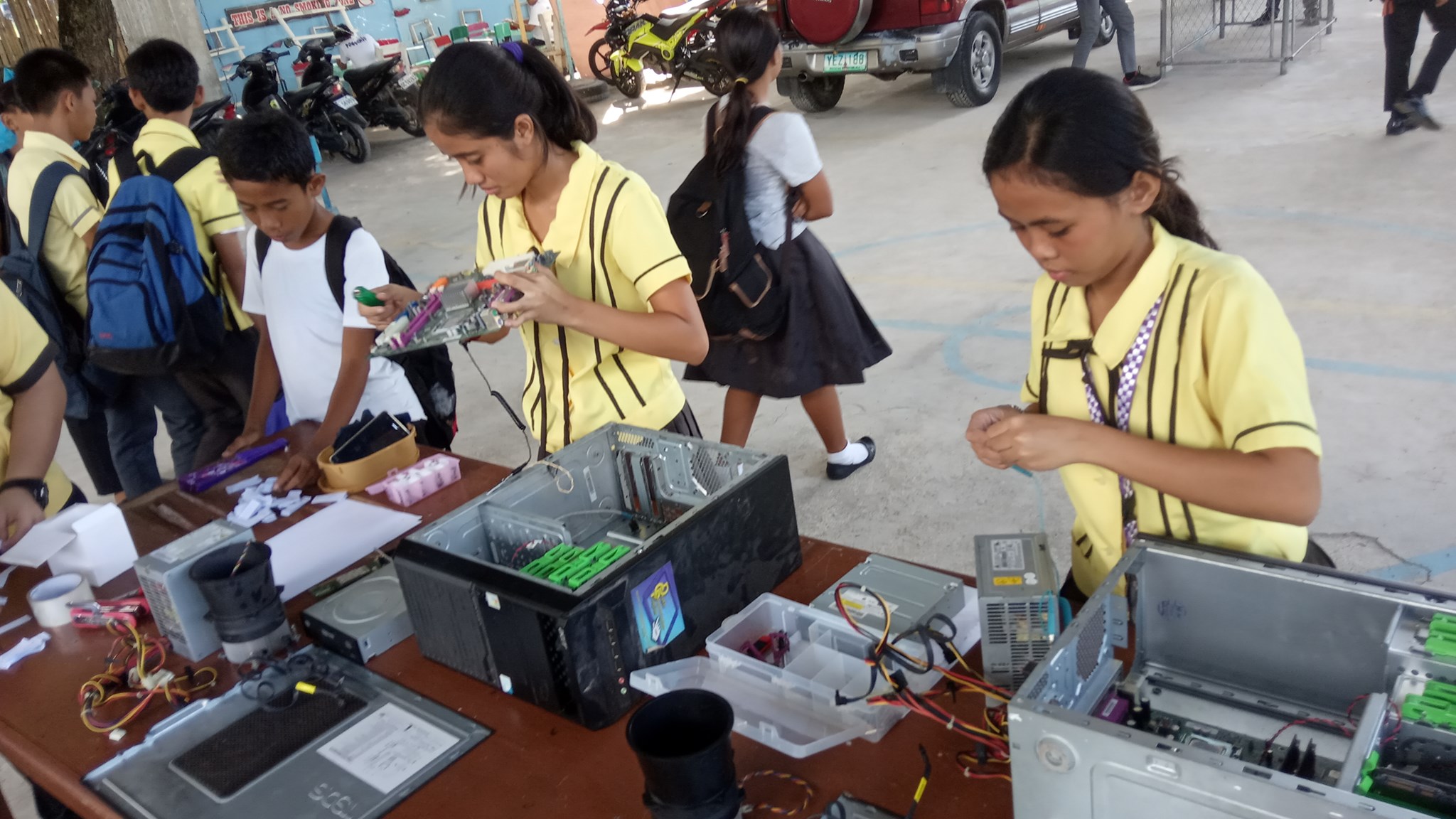 PC ASSEMBLY AND DISASSEMBLY | Adobe Education Exchange